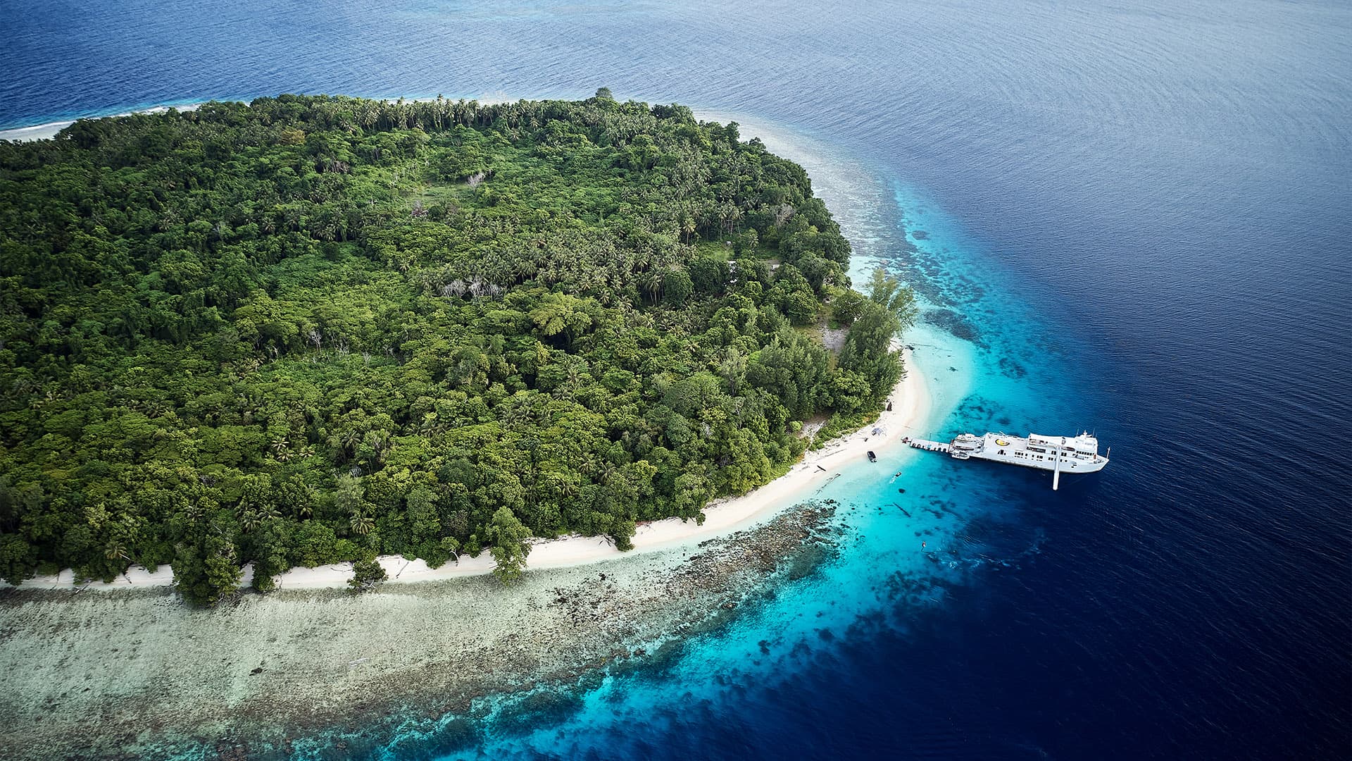 SuRi | Expedition Superyacht | Explorer Yacht | EYOS