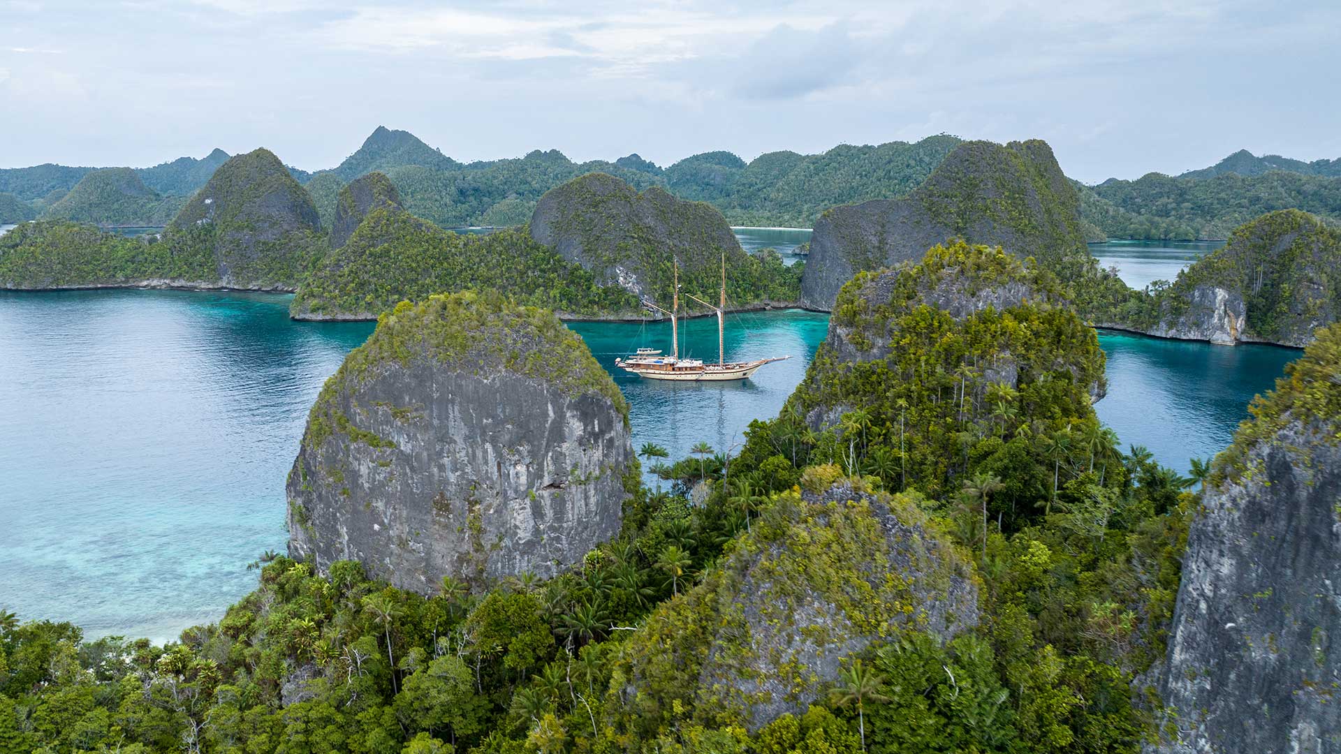 Lamima | Explorer Superyacht | Expedition Yacht | EYOS